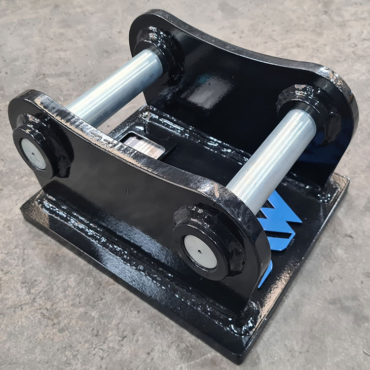 Excavator Attachment Hitch Bracket 65mm Pin | AttachWorx
